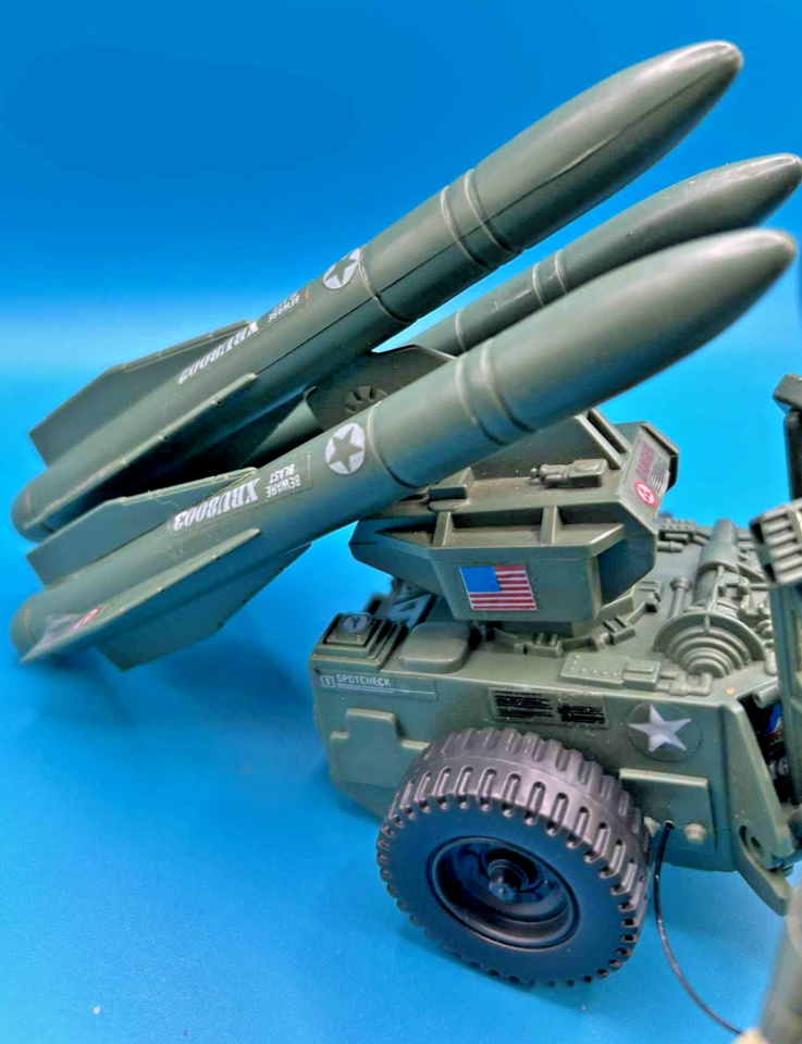 1982 GI JOE MMS MOBILE MISSILE SYSTEM & OPERATOR HAWK STRAIGHT-ARM ARAH ...