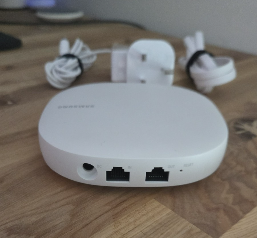 Samsung SmartThings Wifi Hub White ET-WV523 | eBay UK