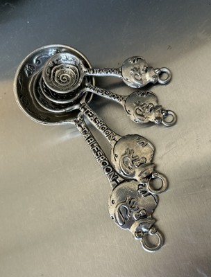 GANZ Frogs Frog 4 Piece Stainless Steel Measuring Spoons Hearts Croak ...