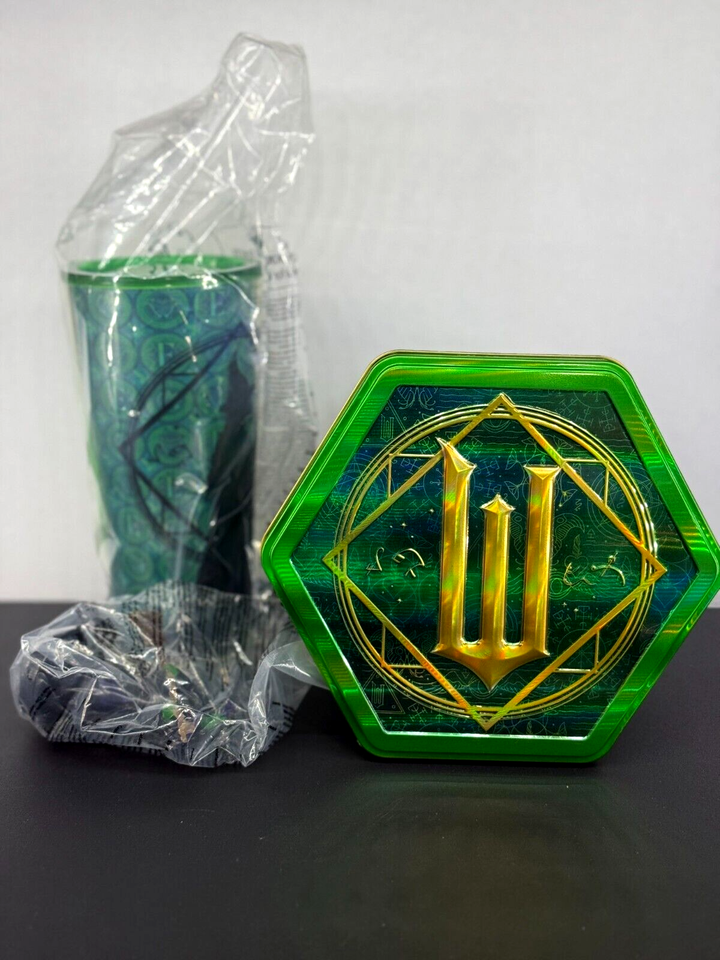 Wicked Elphaba Hex Popcorn Tin & Elphaba Topper Cup (Regal Exclusive ...