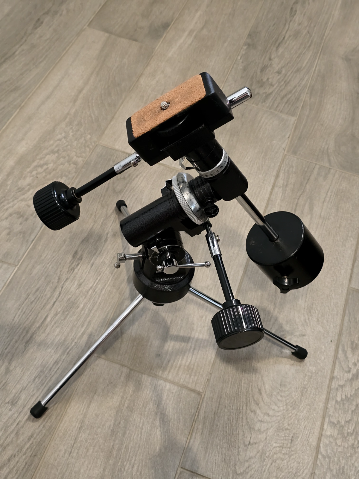 Orion Min-Eq Tabletop Equatorial Telescope Mount - 09055 | eBay