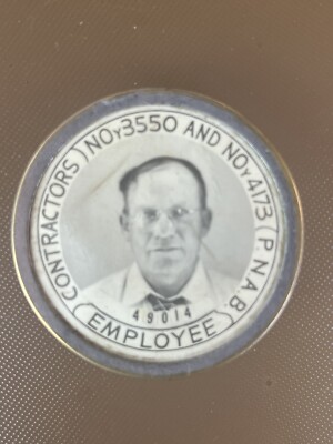 COOL 🇺🇸 1940s VINTAGE WW2 ERA CONTRACTORS EMPLOYEE ID BADGE# 49014 👀 ...