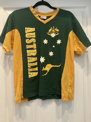 Australian way Stars & Crest V- Neck T-Shirt Jersey-Style Green Yellow ...