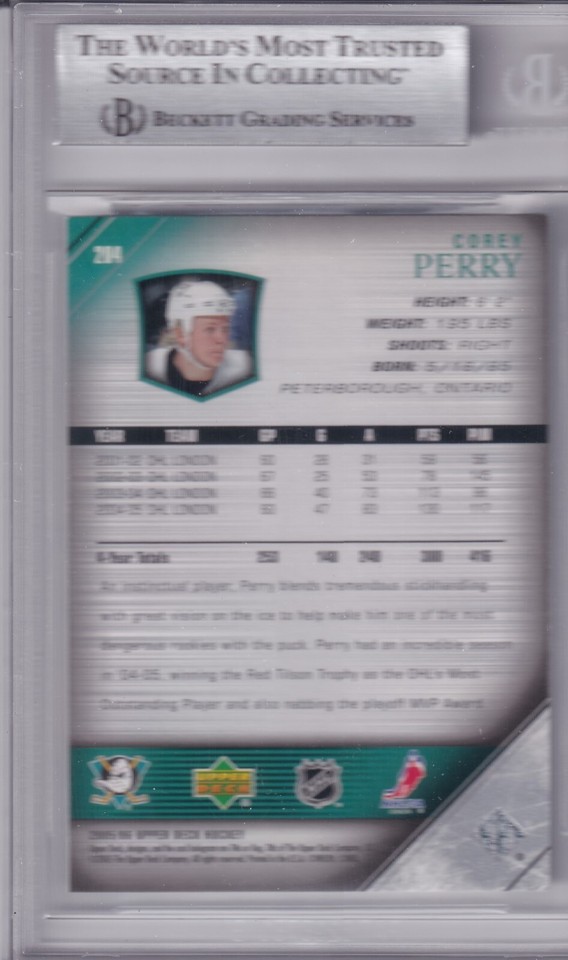 BECKETT 2005-06 UPPER DECK YOUNG GUNS COREY PERRY SIGNED DUCKS ROOKIE ...