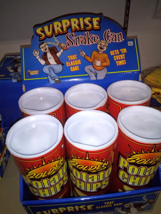 Potato Chip Snake Can spring gag gift funny clown party joke parade ...