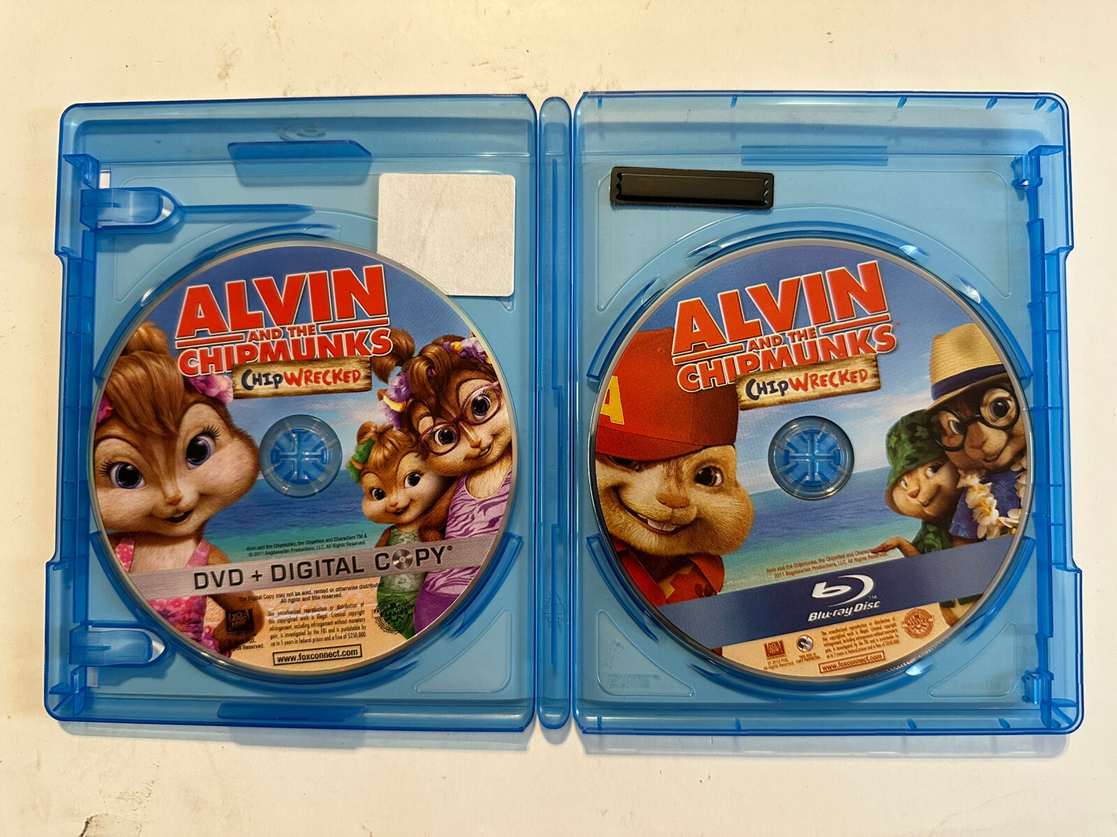 Alvin and the Chipmunks 3: Chipwrecked (Blu-ray/DVD, 2011, 2-Disc Set ...