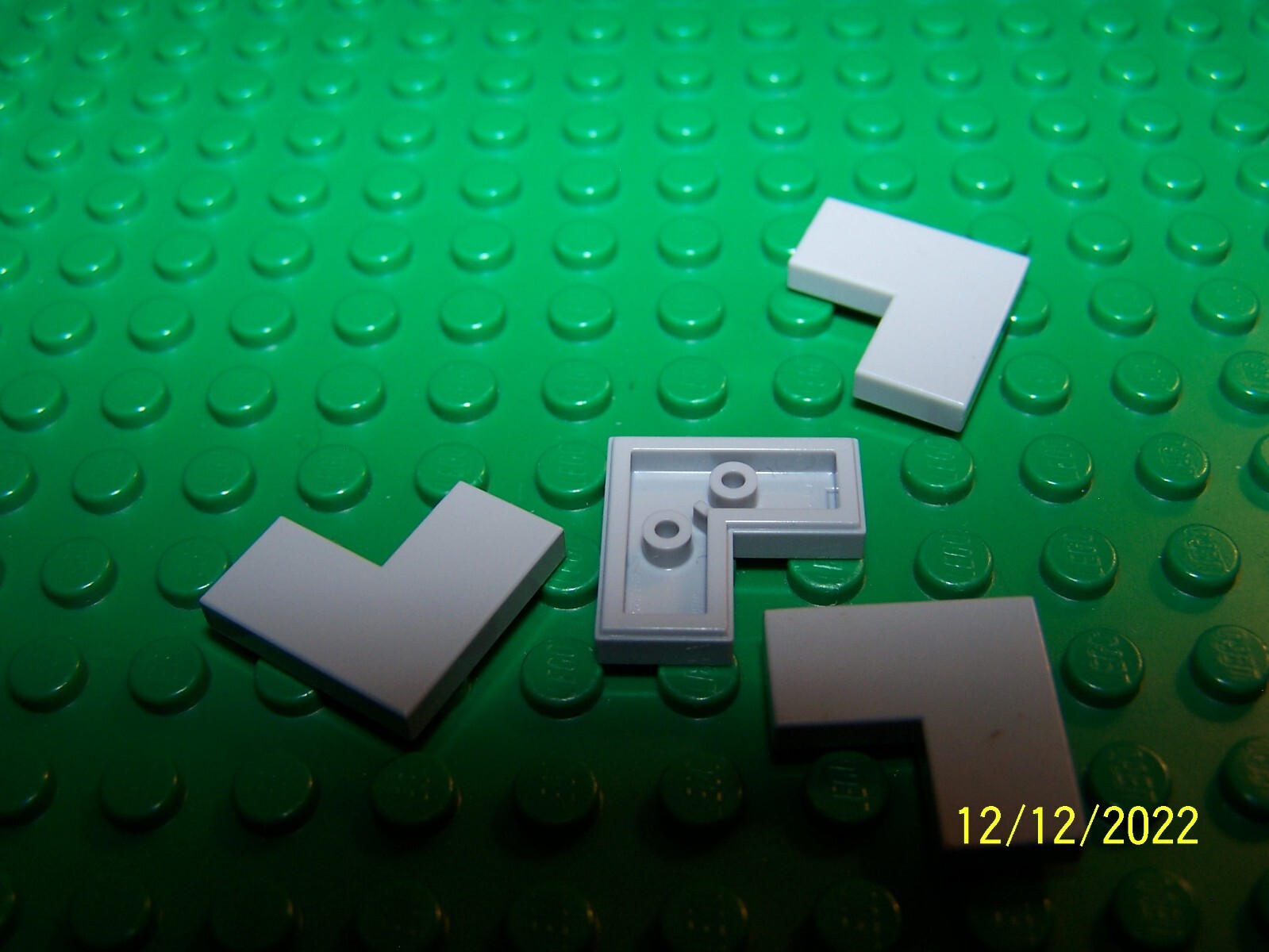 Lego 2x2 Tile Corner Qty 4 (14719) - Pick your color | eBay