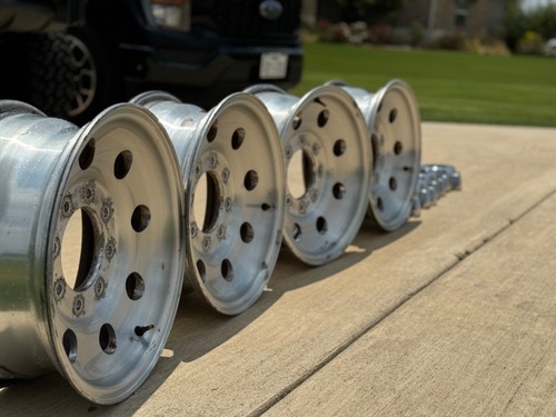 F250 wheels. OEM Bolt pattern 16”x7” , 8 lug, 170mm bolt pattern. $500 ...