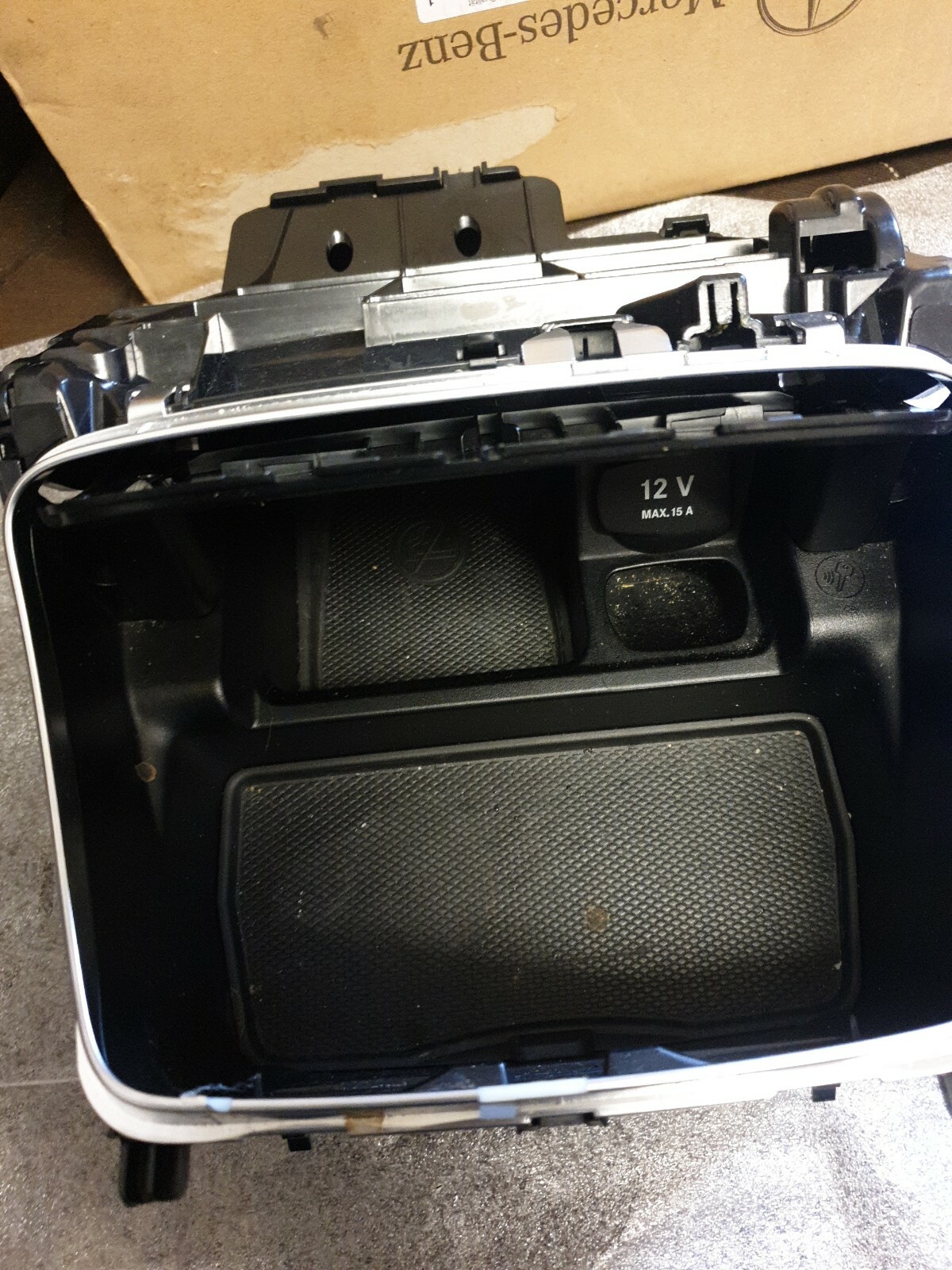 Genuine Mercedes-Benz W213 E-Class Centre Console Store Compartment ...