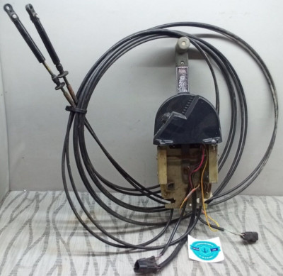 Johnson Evinrude OMC Control Box w/Cables no key PN 126483 | eBay