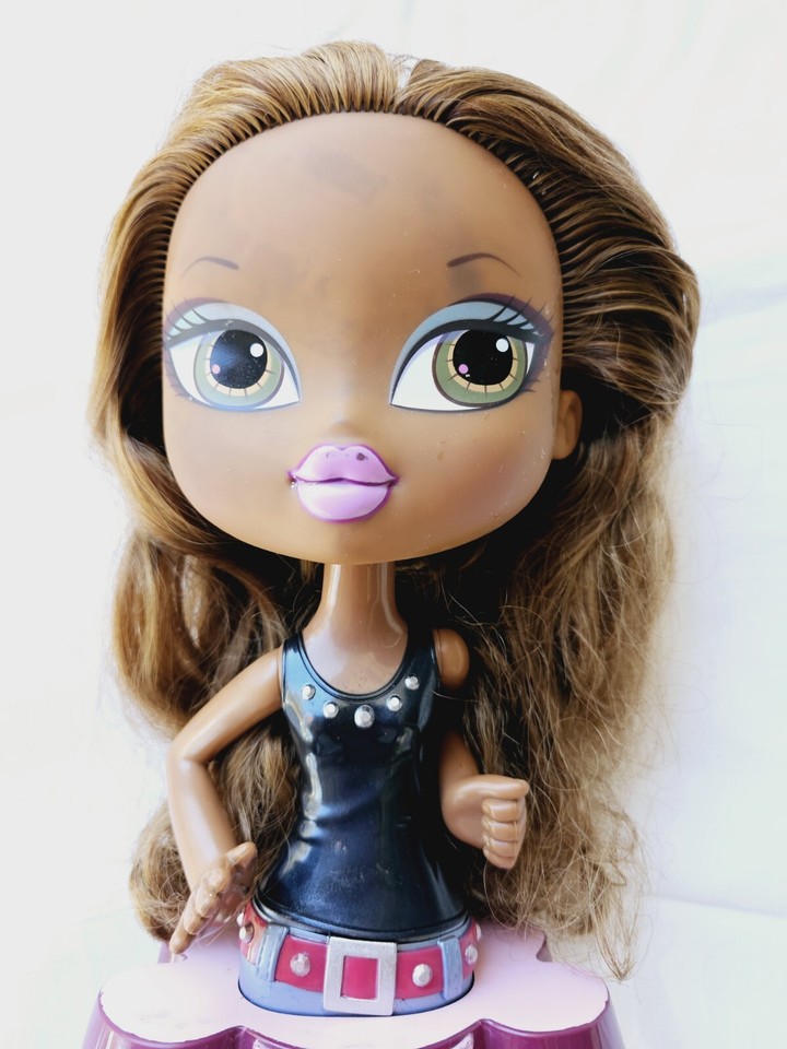 Bratz Funky Fashion Makeover Styling Sasha 10" Head Torso Moving Arms ...