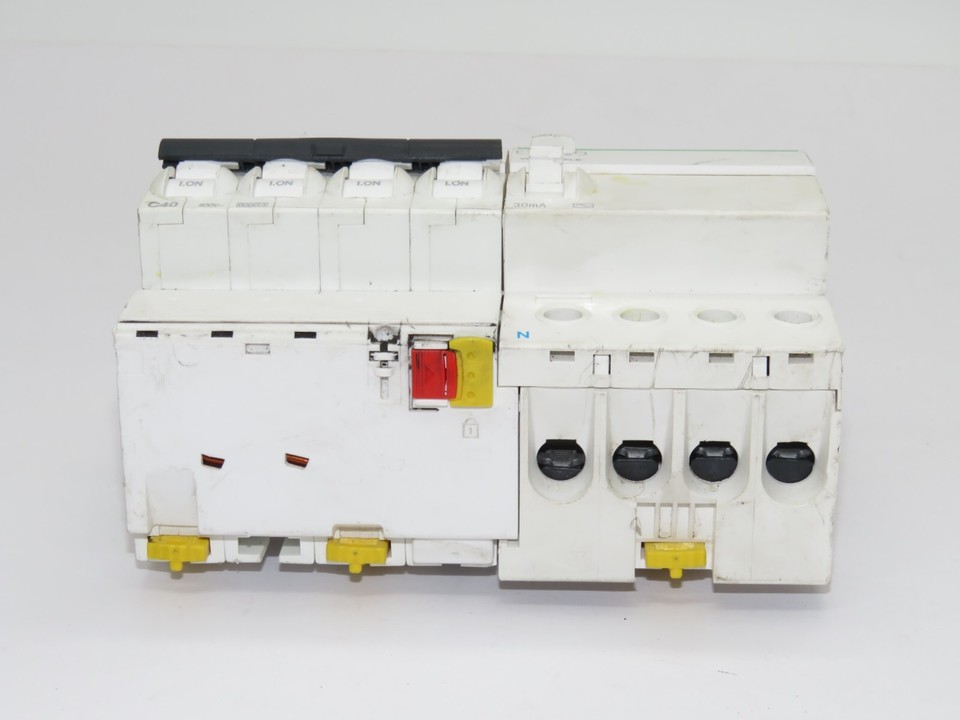 Schneider Electric iC65N C 40A Vigi iC65 ELE 63A 30mA Set circiut ...