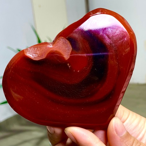 158G Natural red agate heart shaped quartz crystal gem mineral specimen ...