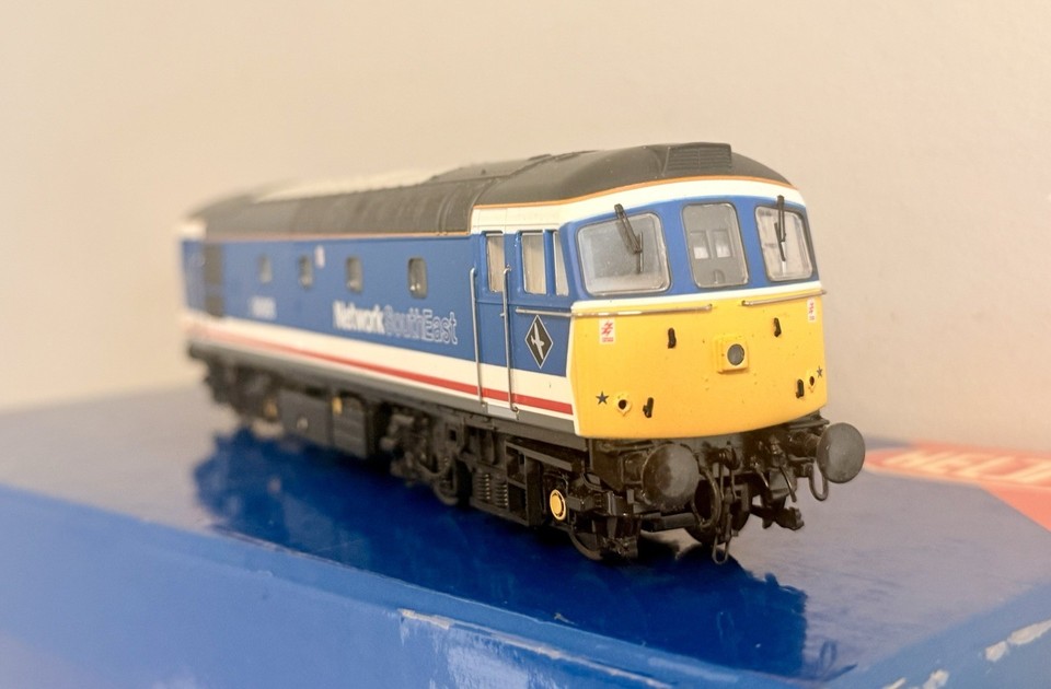 Heljan 3302 OO Gauge Class 33 33035 Network Southeast Livery | eBay UK