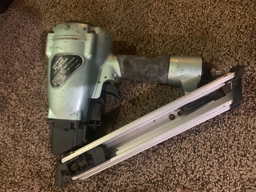 Metabo HPT NR38AK 1.5" Strap-Tite Fastening System Strip Nailer ...