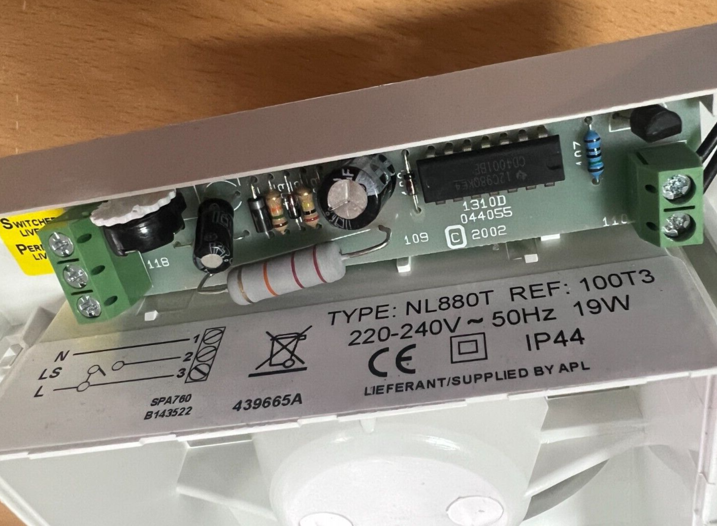 Newlec Extractor Fan NL880T - Bathroom Timer Wall/Ceiling 6" square for ...