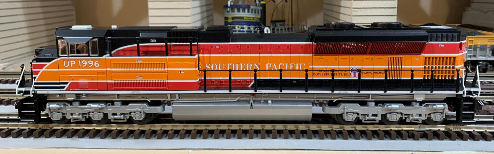LIONEL 6-28281 - O SCALE - SOUTHERN PACIFIC - UP HERITAGE SD70ACE ...
