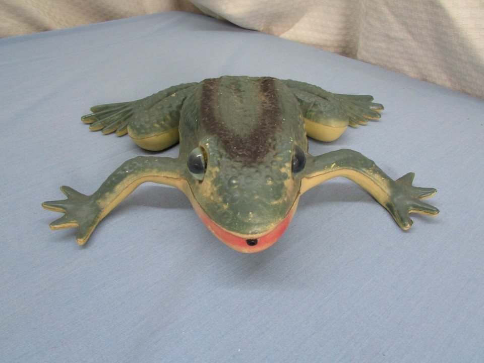 Croaking Frog With Motion Activated Sensor | eBay