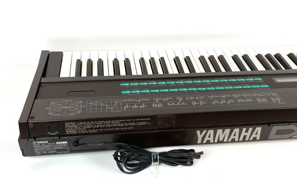 YAMAHA DX7 DX-7 61-Key Digital Synthesizer Keyboard FM Synthesis Japan ...