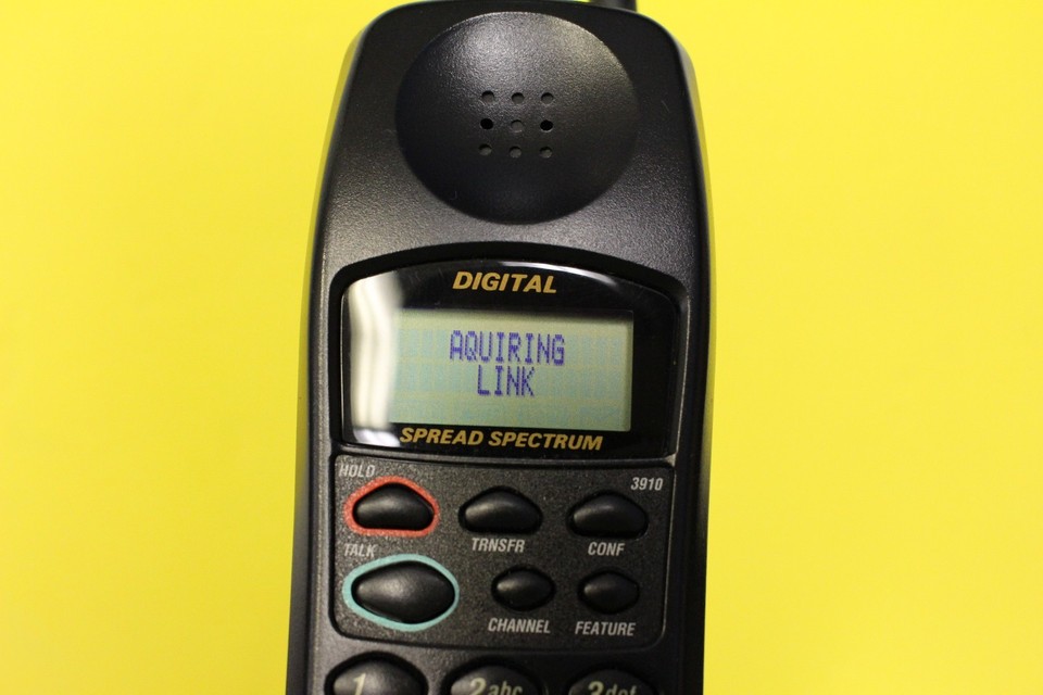 Avaya 3910 Wireless Digital Telephone w/ Base Unit - (700305113)/QUICK ...