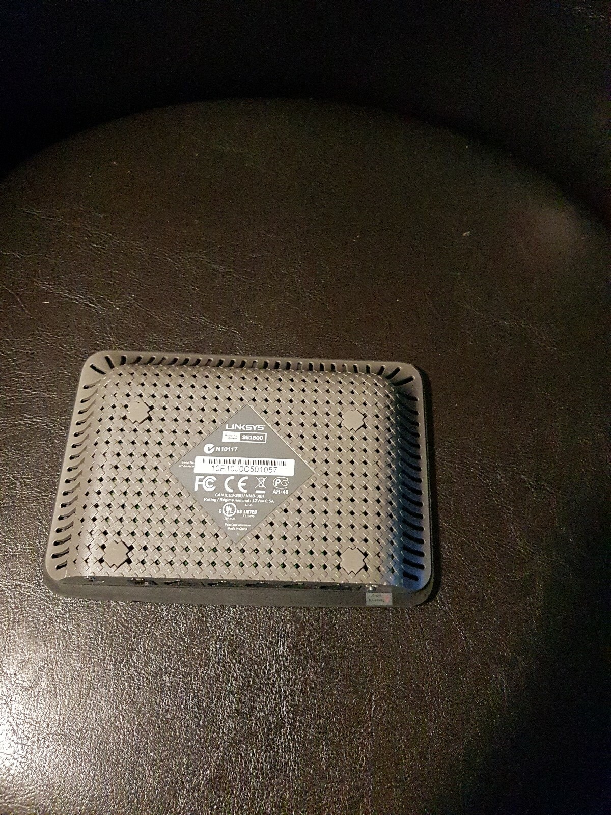 Linksys router Se1500 N10117 | eBay