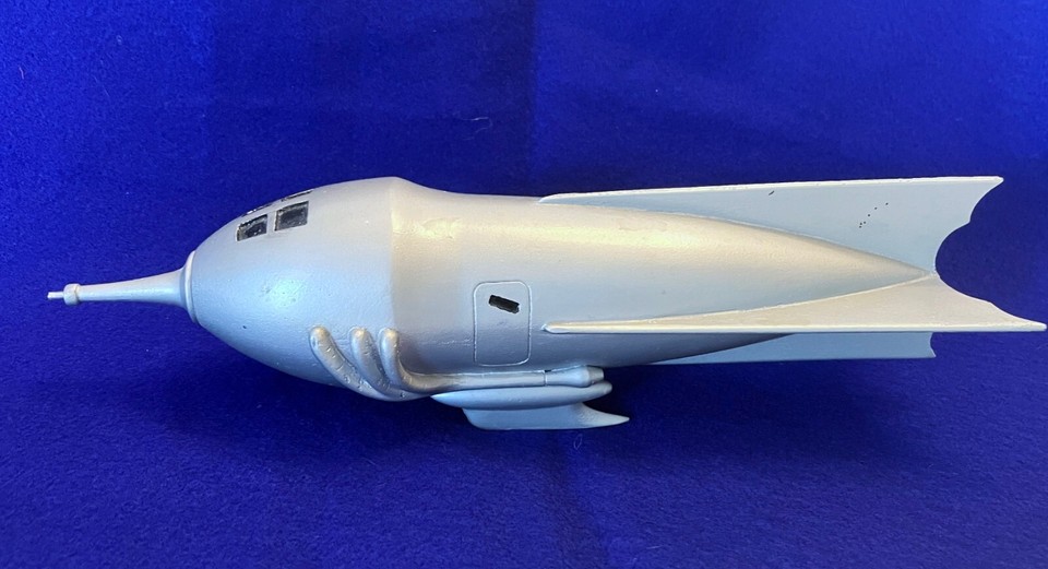 Flash Gordon Evil Ming Rocket Ship 1:72 Resin Model Kit 1985 Herb Deeks ...