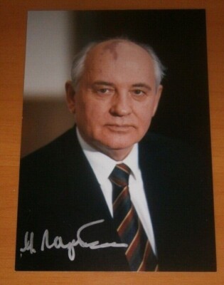 AUTOGRAPH Mikhail Gorbachev signed 10x15cm FOTO president legend ...