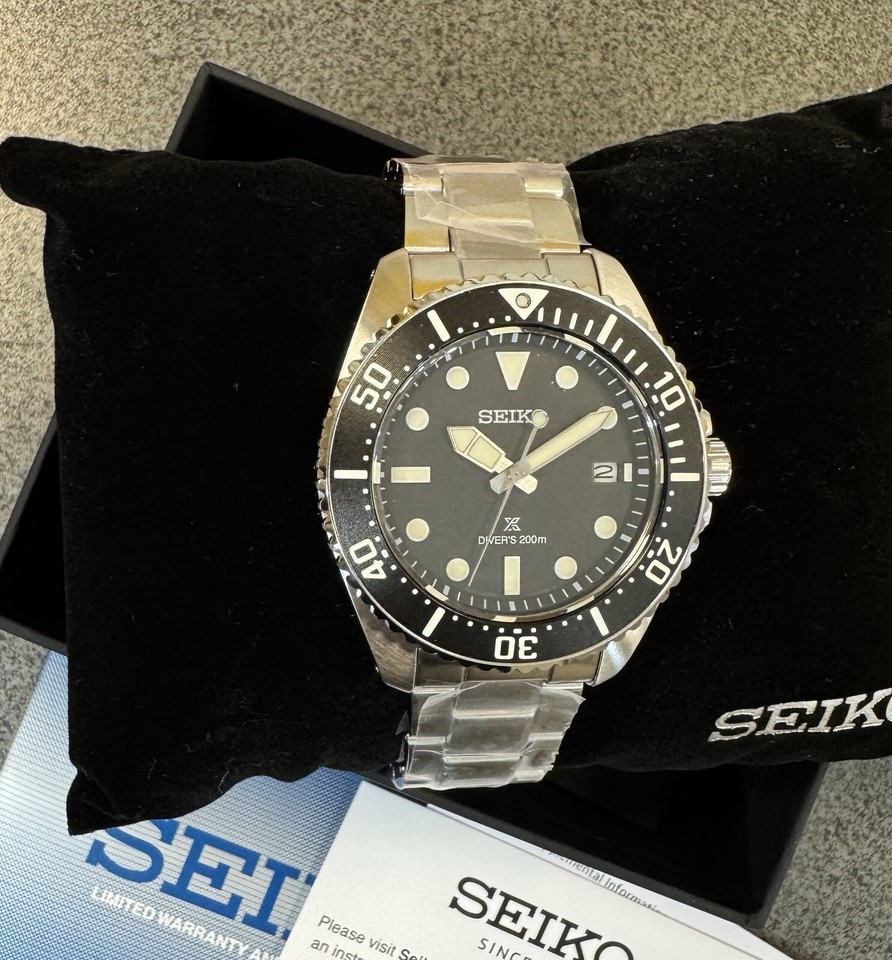 Seiko Solar Diver Black Dial Silver Bracelet Men's Watch SNE597 New ...
