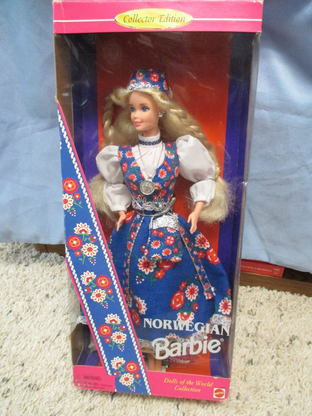 MIB 1995 Dolls of the World Norwegian Barbie #14450 Collector Edition ...