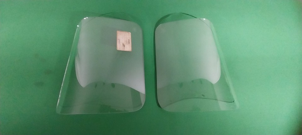 FIAT OM 40 NC VETRO ANGOLO FISSO LATERALE DX+SX MARCA VIS SECURIT M ...