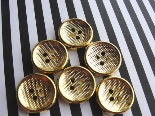 Vintage Button Lot 6 Matching Gold Textured Metalized Plastic 3/4" Sew ...