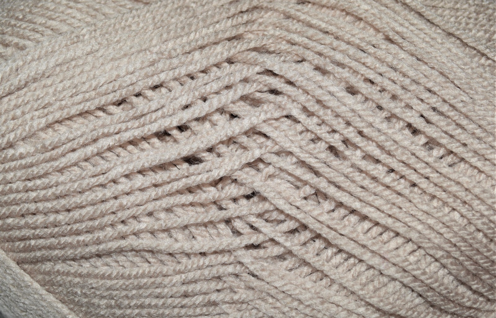 Cygnet Pato DK Knitting Wool / Yarn Double Knitting Knit 100g Ball - 34 ...