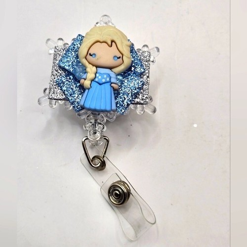 Elsa Badge Reel Frozen Disney Souvenir ID Name Tag Holder Nurse ...