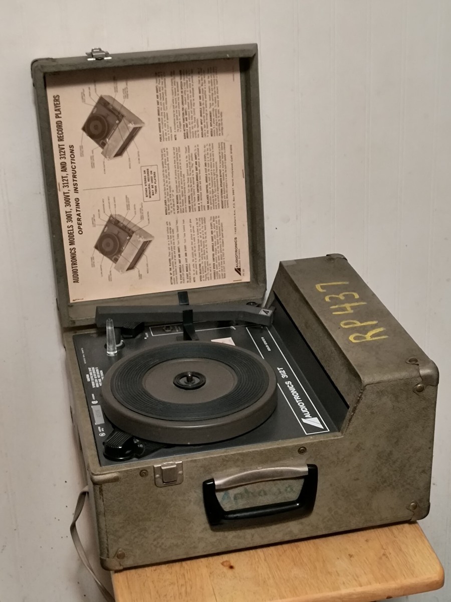 Audiotronics Record Player Lot Vintage Audio Tronics 326V Portable