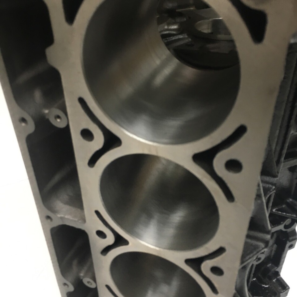 GM Chevrolet LS Gen IV LY6 L96 6.0L Cast Iron Engine Bare Block STND ...