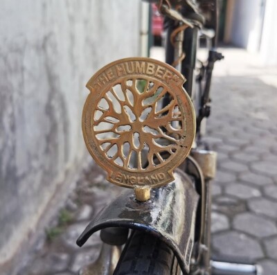 VINTAGE humber BIKE BICYCLE FENDER SIGN FENDER EMBLEM handmade ...