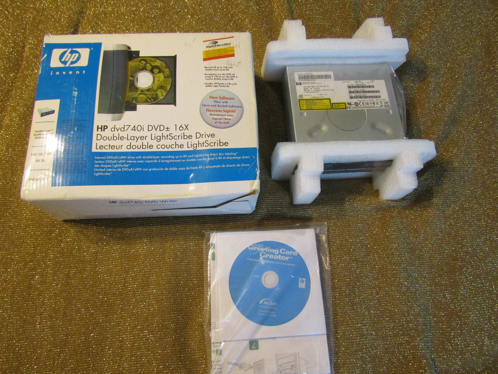 HP DVD740i DVD Writable CD-RW 16X Double Layer Lightscribe Drive with ...