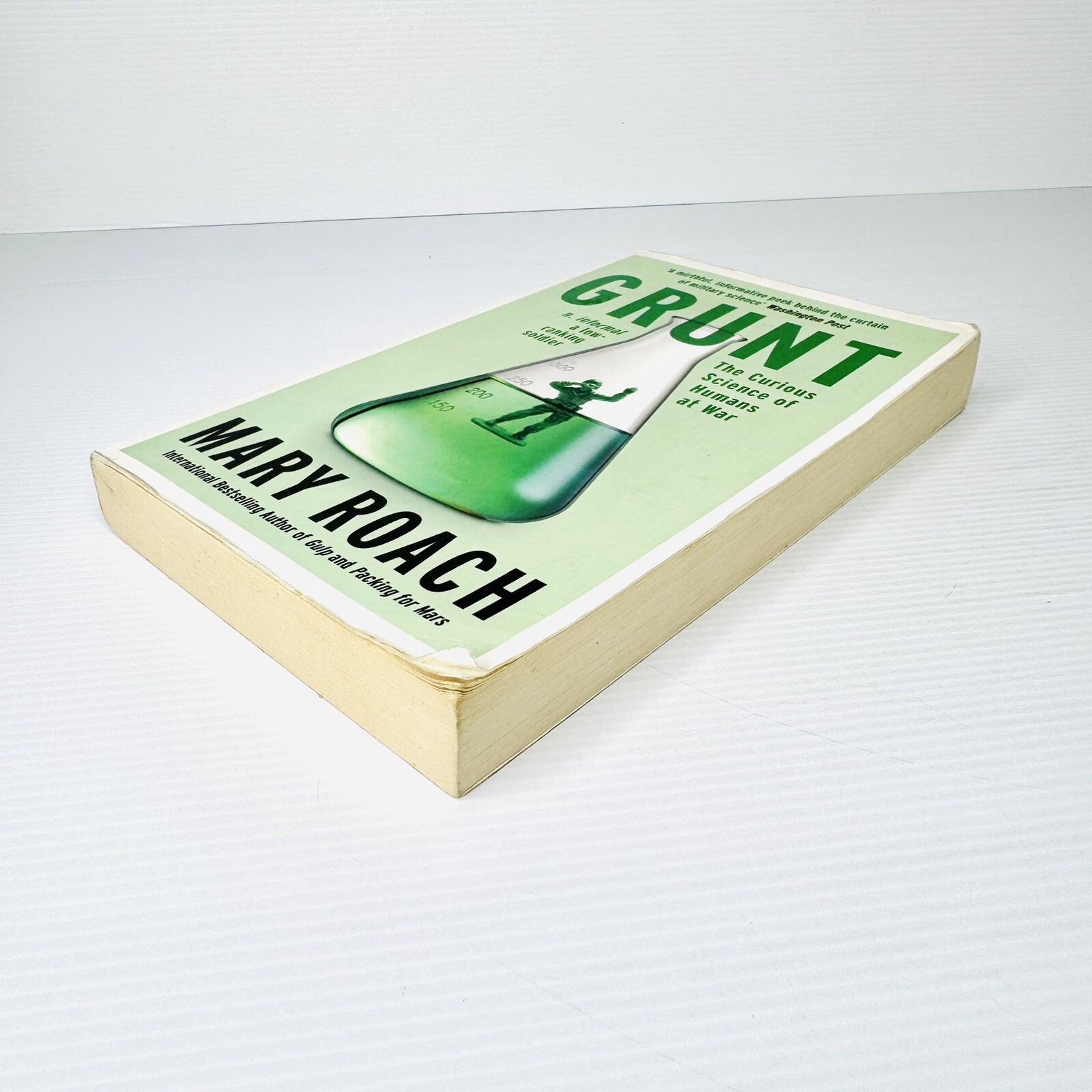 Grunt The Curious Science Of Humans At War by Mary Roach 2016 Paperback ...