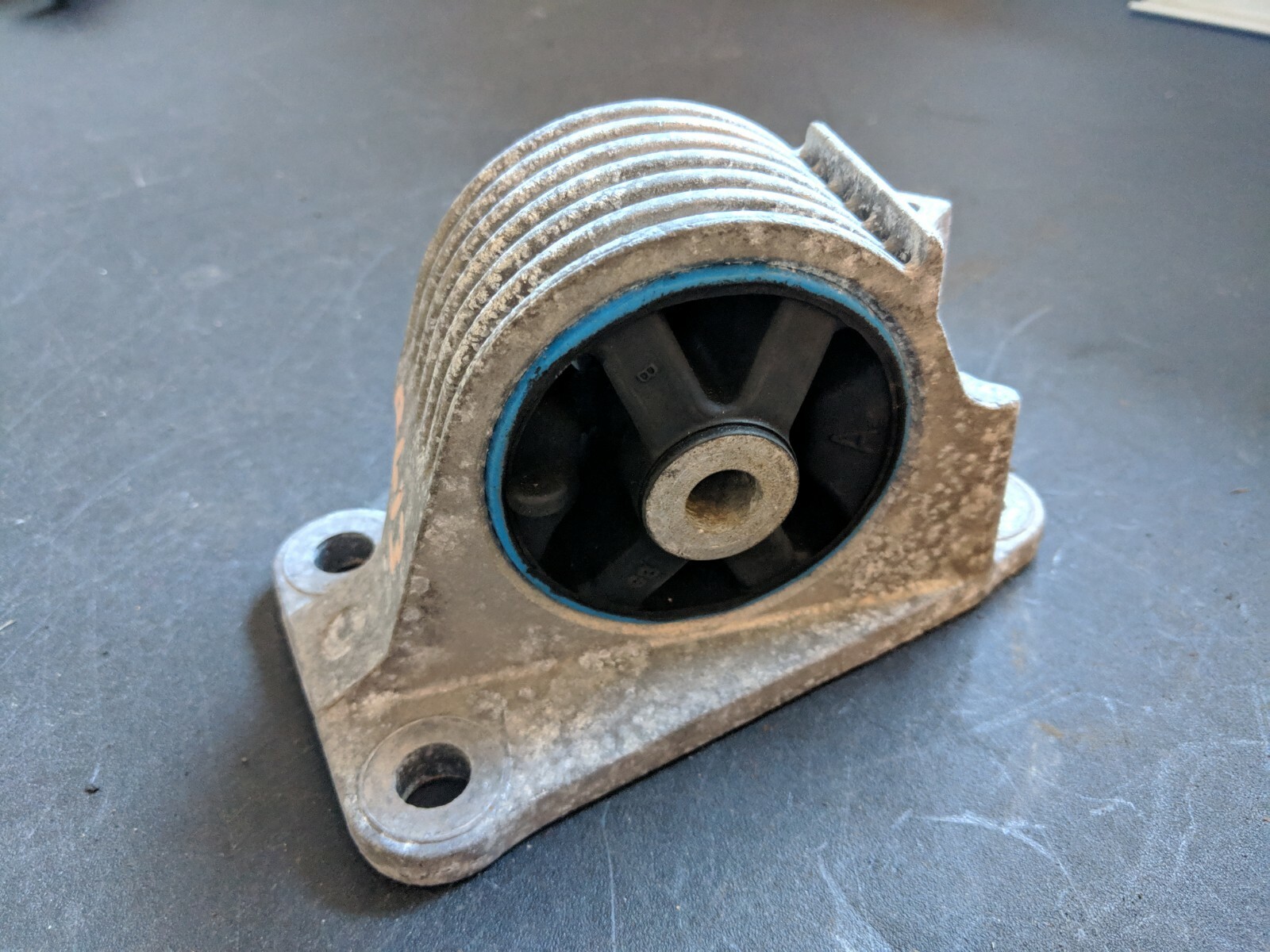 2002-2006 MINI COOPER S ENGINE MOTOR MOUNT K396 | eBay