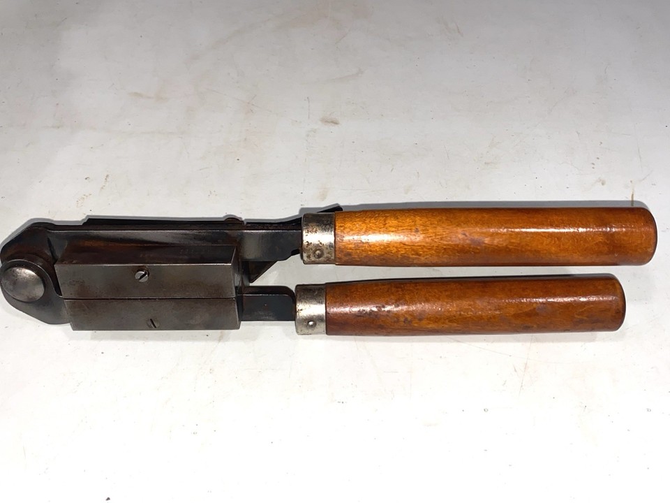 Lyman 358156 S 52 K2 4 Cavity 357 Mag/38 Special Bullet Gang Mold Wood ...