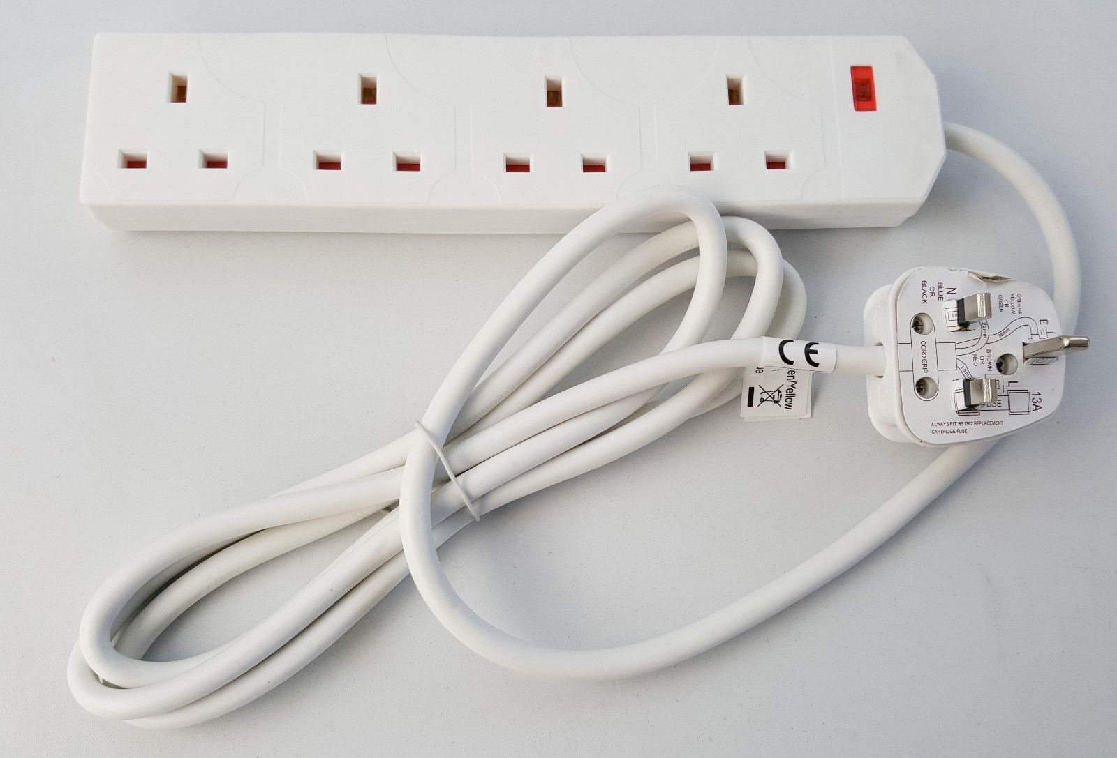 1 4 6 GANG WAY UK PLUG EXTENSION LEAD CABLE SOCKET BS1363 std MAINS ...