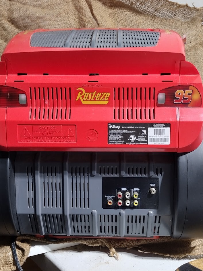 Disney Pixar Cars Lightning Mcqueen 13" CRT TV DVD Combo Television for ...