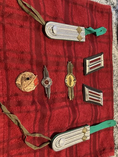 German WW2 Later East DDR Shoulder Boards Collar Tabs Rank Medals ...