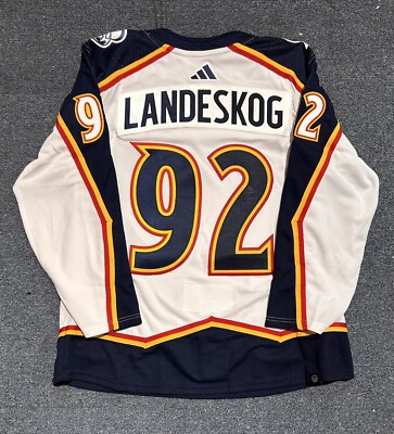 NWT Adidas Colorado Avalanche Reverse Retro 2.0 Jersey Landeskog Size ...