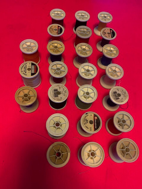 GUDEBROD FISHING ROD WRAPPING THREAD GIGANTIC LOT OF 24 450 YARD SPOOLS ...