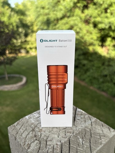 OLIGHT ORANGE BATON TURBO RECHARGEABLE EDC CW LED FLASHLIGHT + BATTERY ...