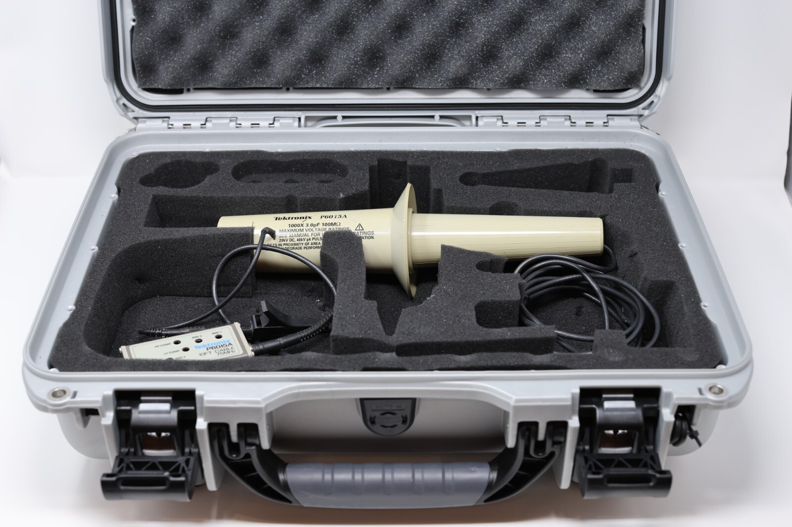 Tektronix P6015A HV Probe 20kV DC 40kV pk PULSE 100ms MAX DURATION w ...