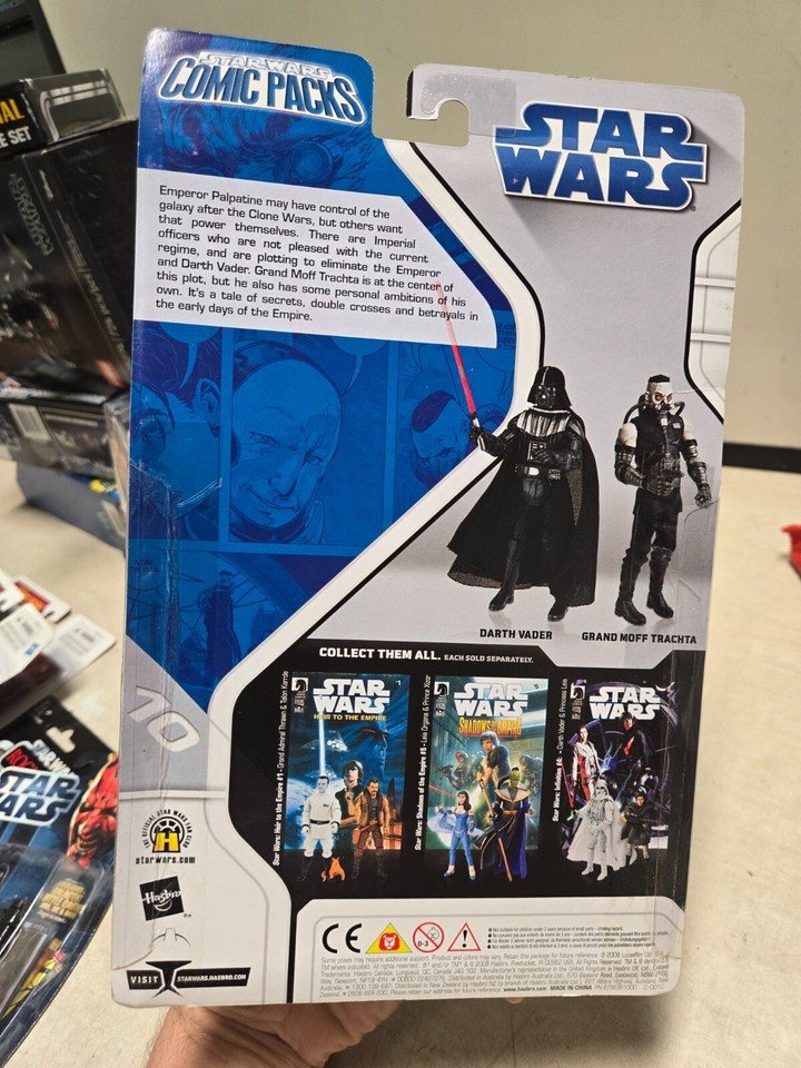 Star Wars Comic Packs 10 Empire #1 Betrayal Darth Vader & Moff Trachta ...