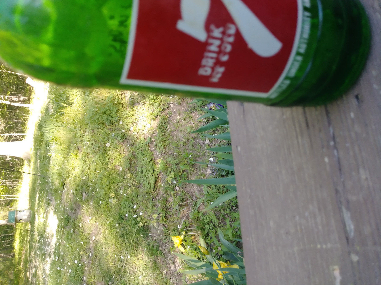 VINTAGE SODA BOTTLE "DRINK ICE COLD 76-GET IN THE SPIRIT" | eBay