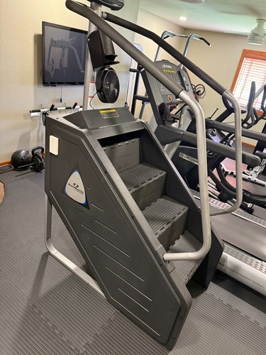 STAIRMASTER 7000PT STEPMILL NAUTILUS COMMERCIAL GYM STAIR MASTER STEP ...